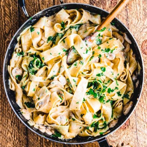 Creamy Garlic Mushroom Pasta Recipe - Sip and Feast
