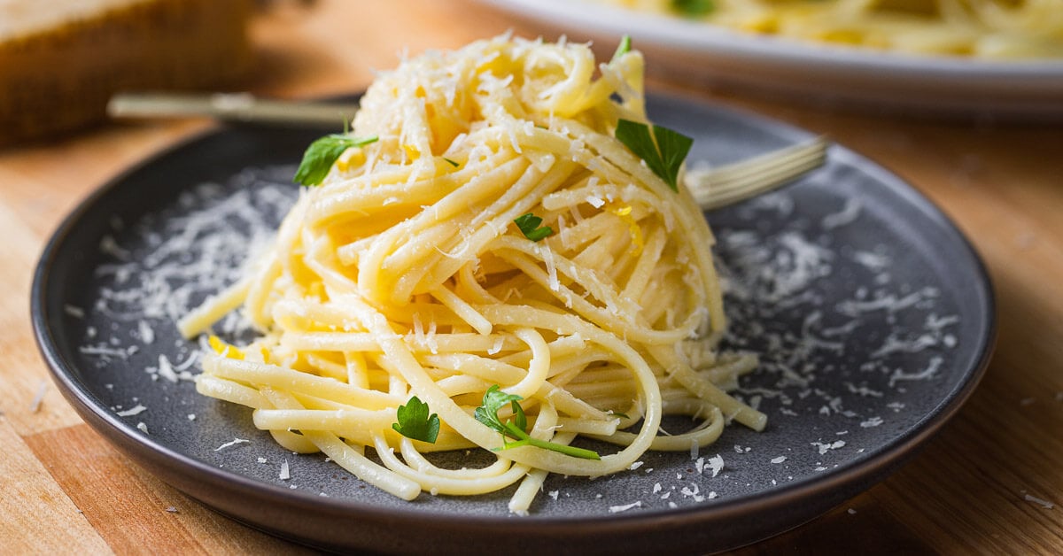 Linguine al Limone - How to Make it the Right Way - Sip and Feast