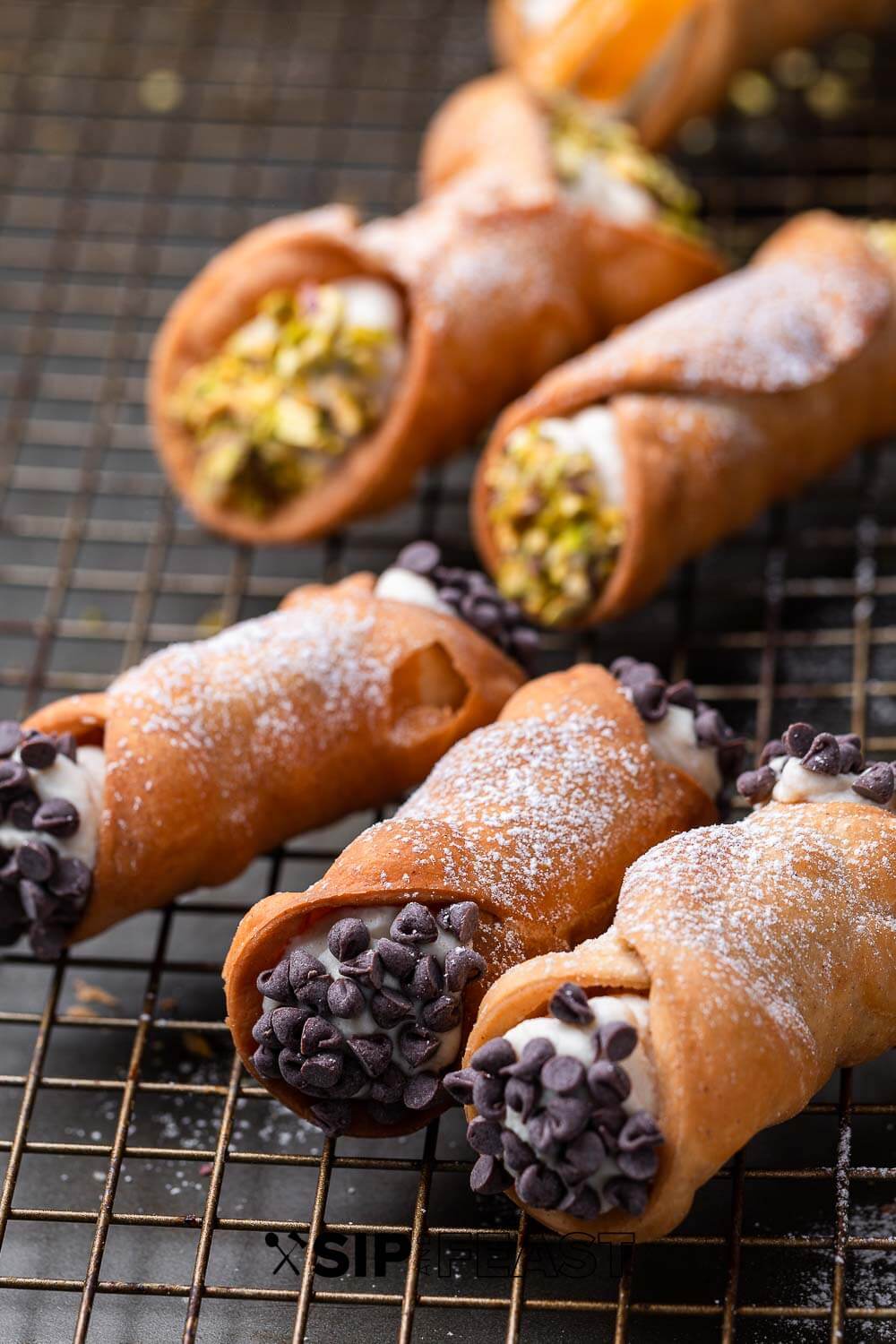 Cannoli - Sip and Feast