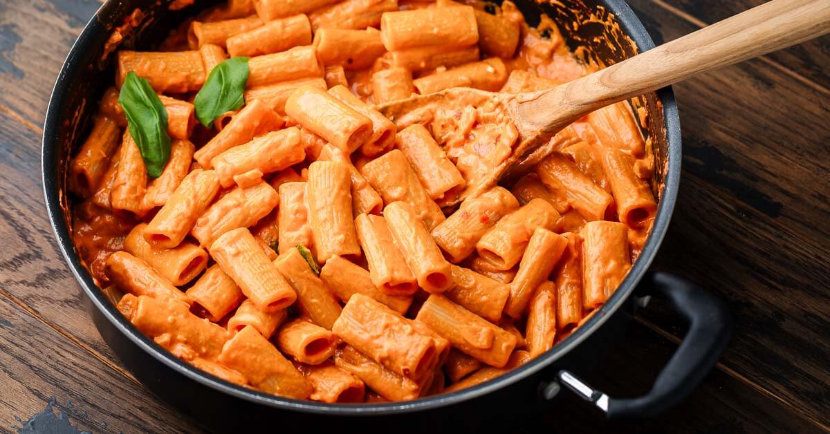 Rigatoni Alla Vodka - Sip and Feast