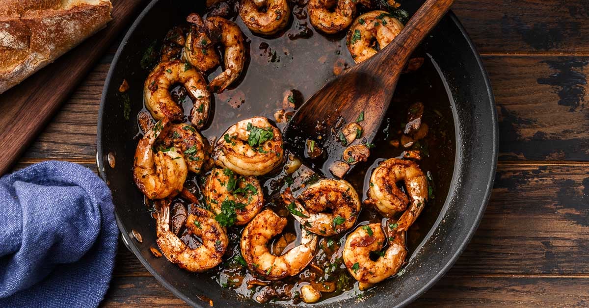 Gambas al Ajillo (Easy Spanish Garlic Shrimp) - Sip and Feast