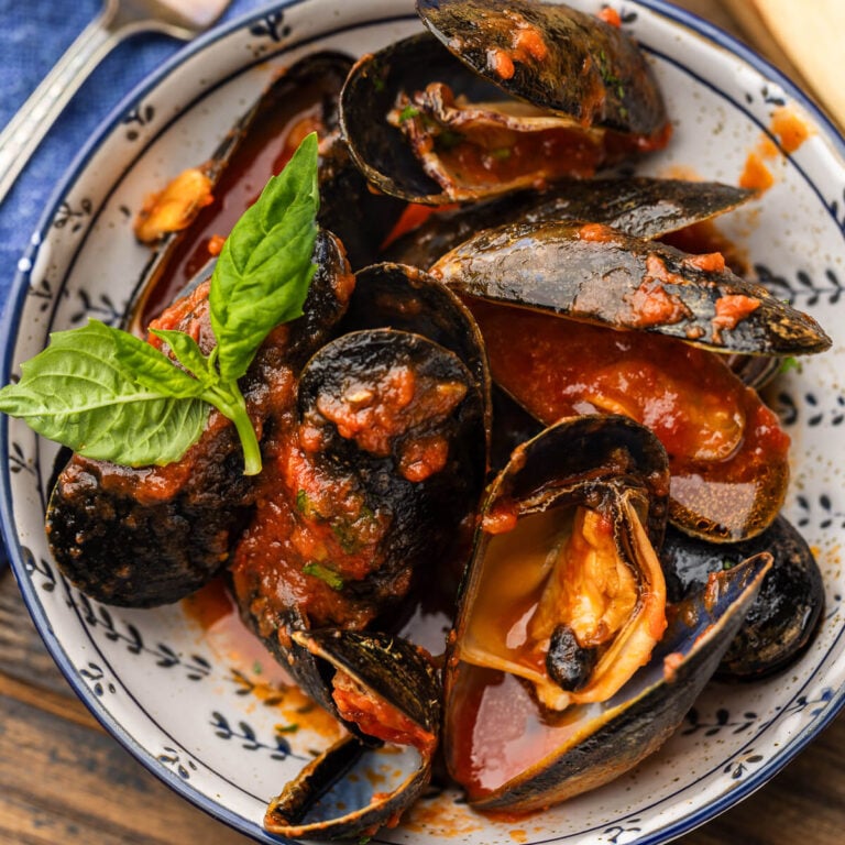 Mussels Marinara (Quick And Easy Seafood Recipe)
